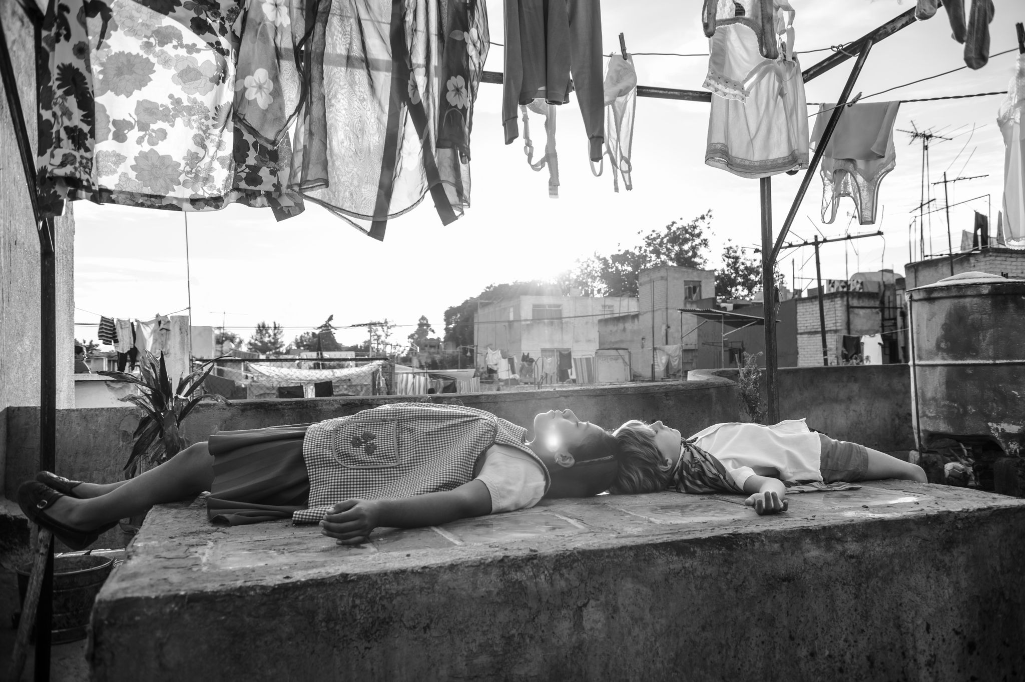 Review: Roma’s Thrilling Artistry Supplies Clues to a Woman’s Inner ...