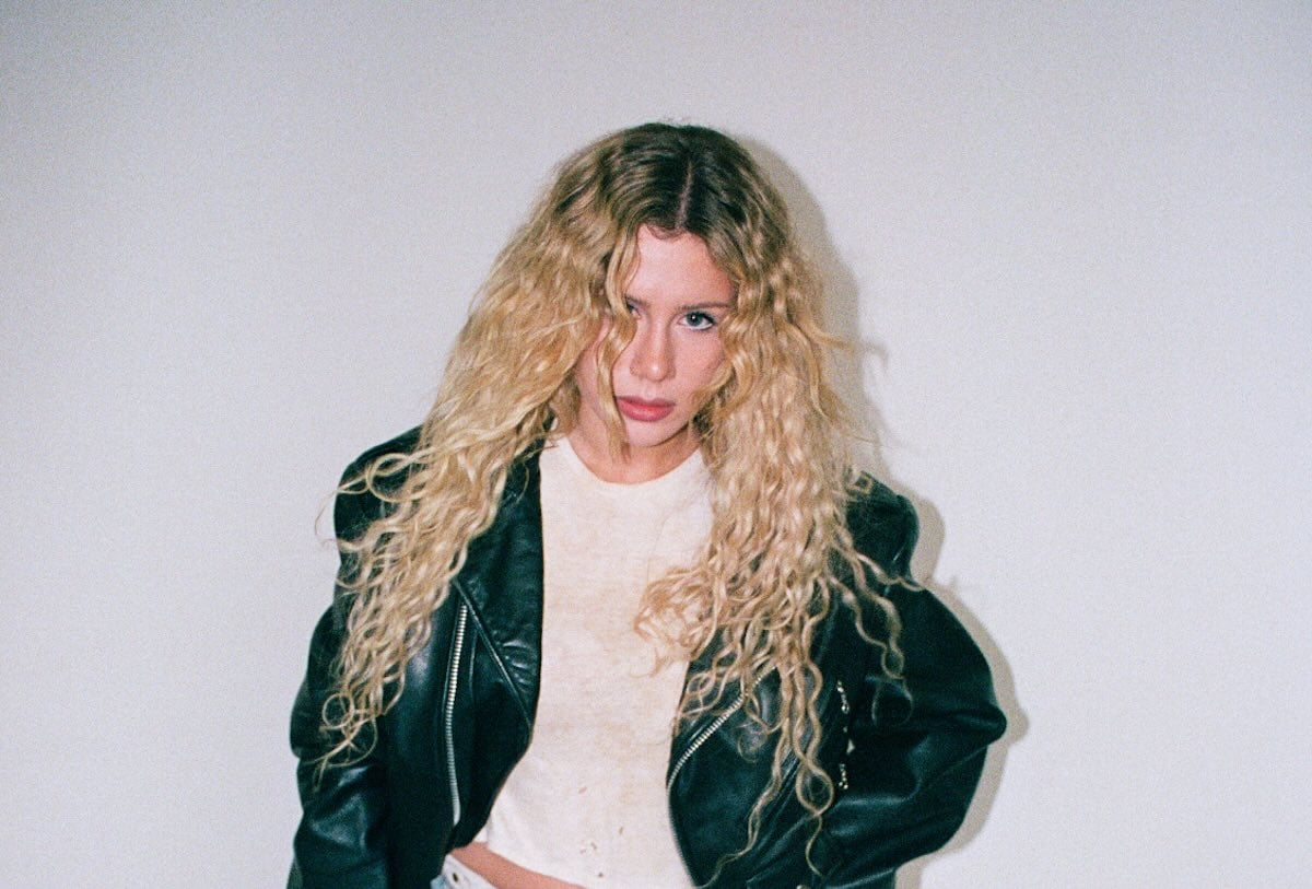 Slayyyter 'Wor$t Girl in America' Review: Hysteria and Hyperbole